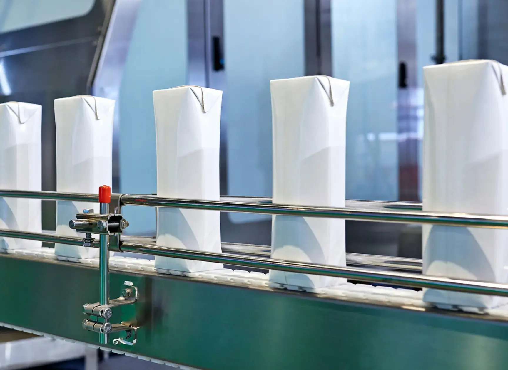 Robotic Picking Solutions | QComp