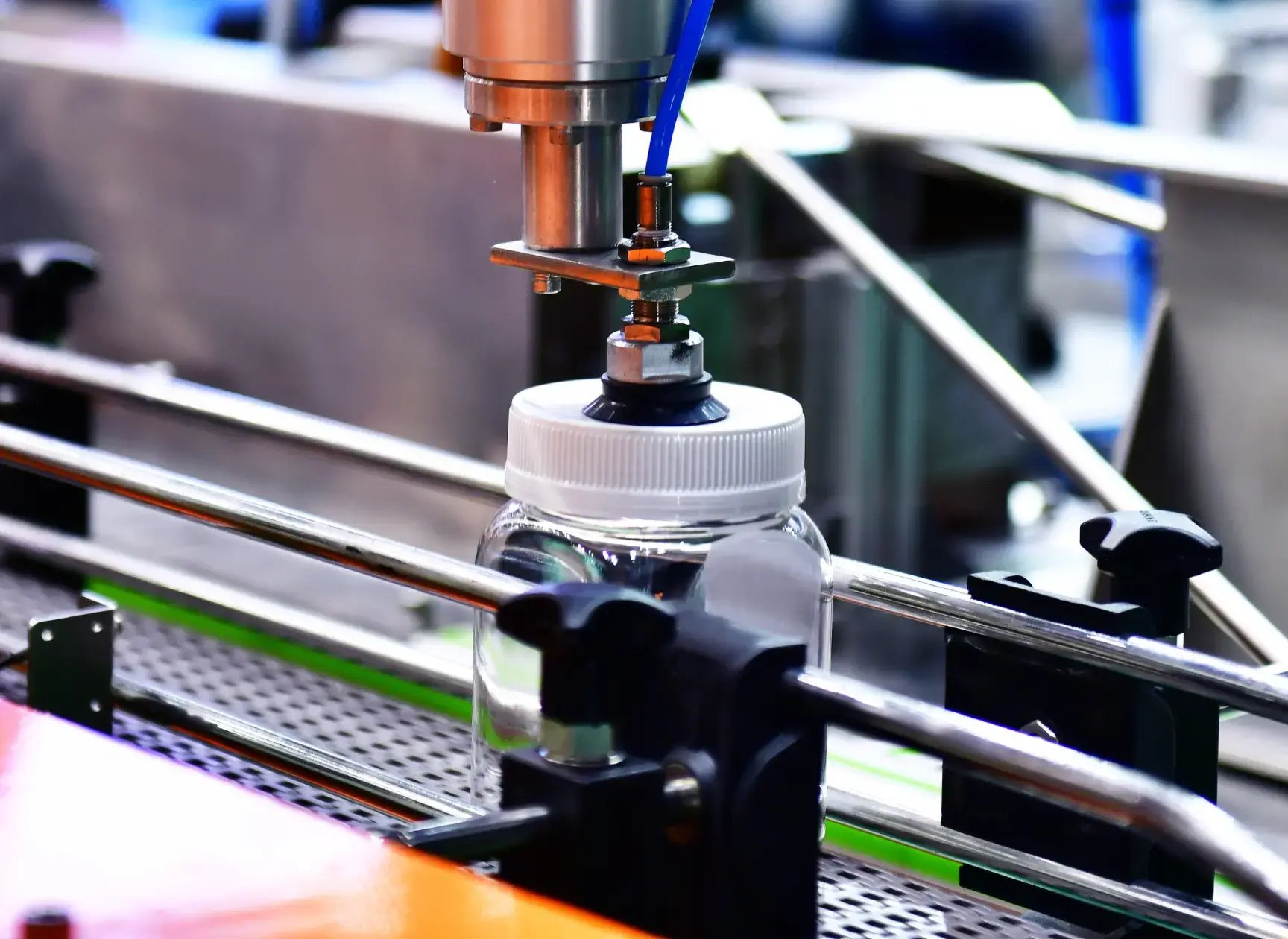 Robotic Picking Solutions | QComp